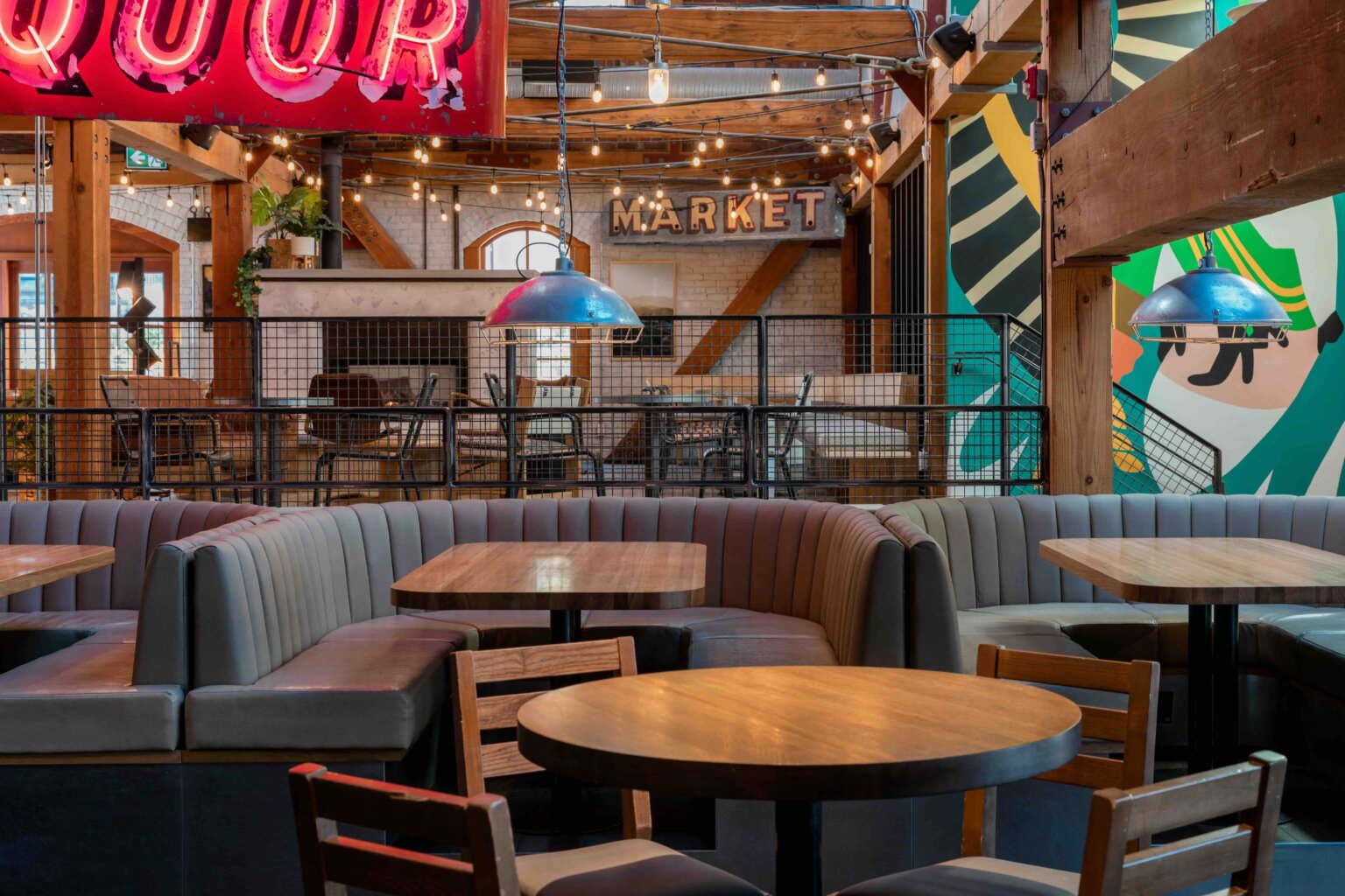 Victoria Harbour | CRAFT Beer Market | Victoria Restaurant With ...